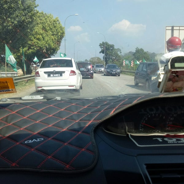 Putera Valley Hotel & Resort - Hotel in Tanah merah