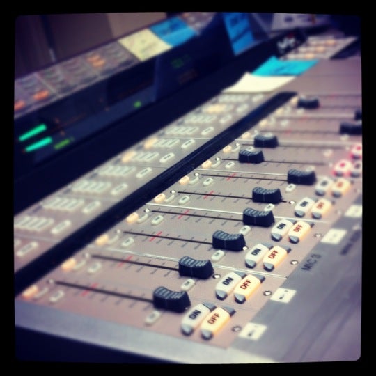 Radio Lazer 93.7 SJ - Radio Station in Downtown San Jose