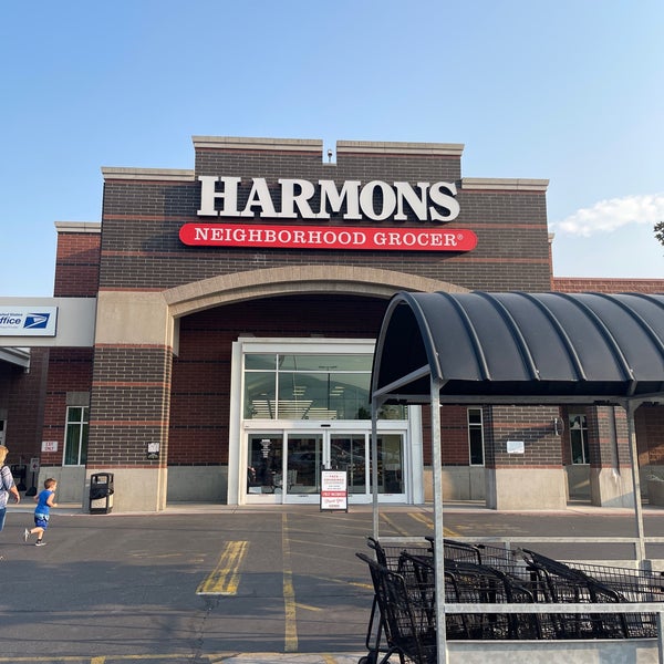 Harmons Grocery - 870 E 800 N