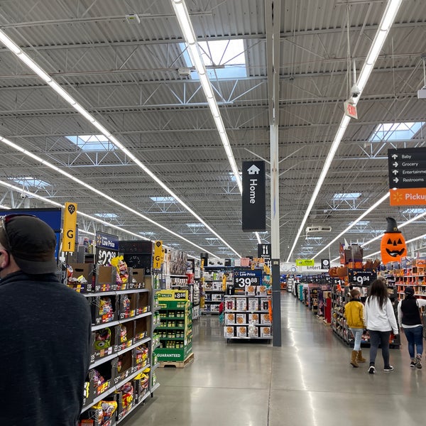 Walmart Supercenter - 6 tips from 903 visitors