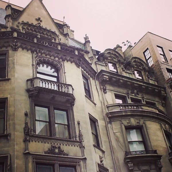 MTA Bus - 5th Av & E 84th St (M1/M2/M3/M4) - Upper East Side - New York, NY