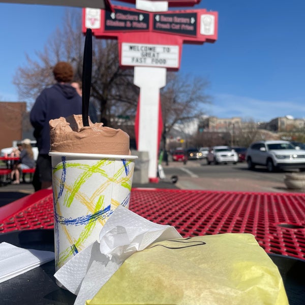 Millies Burgers - Sugar House - 2092 S 1000 E
