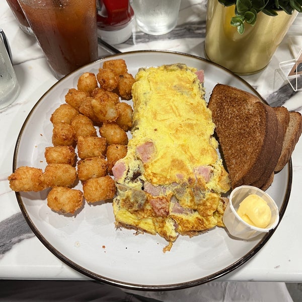 Courtyard Cafe - 91 tips from 1663 visitors