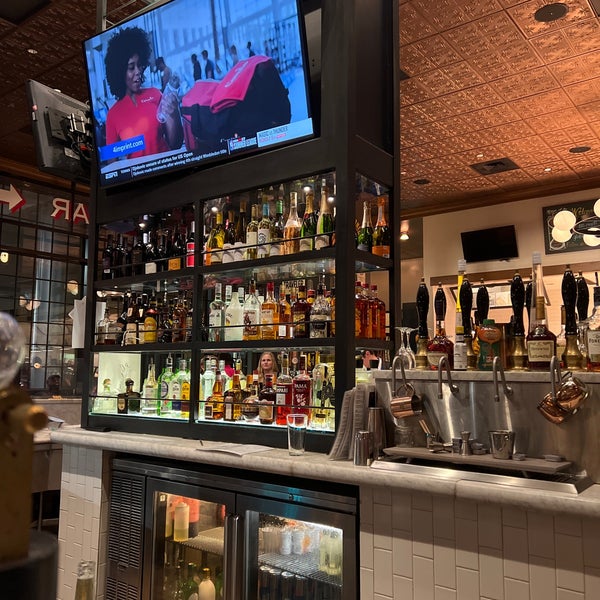 Todd English P.U.B. - 37 tips from 1320 visitors