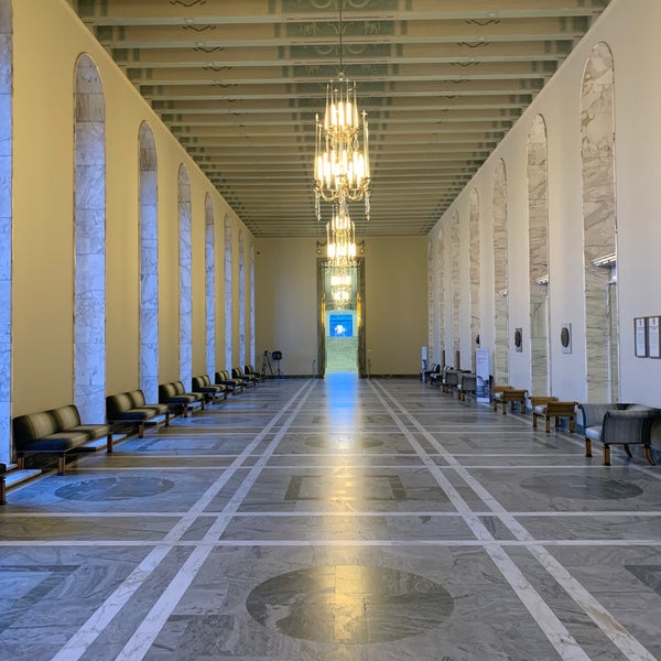 Eduskuntatalo - Etu-Töölö - 4 tips from 2543 visitors