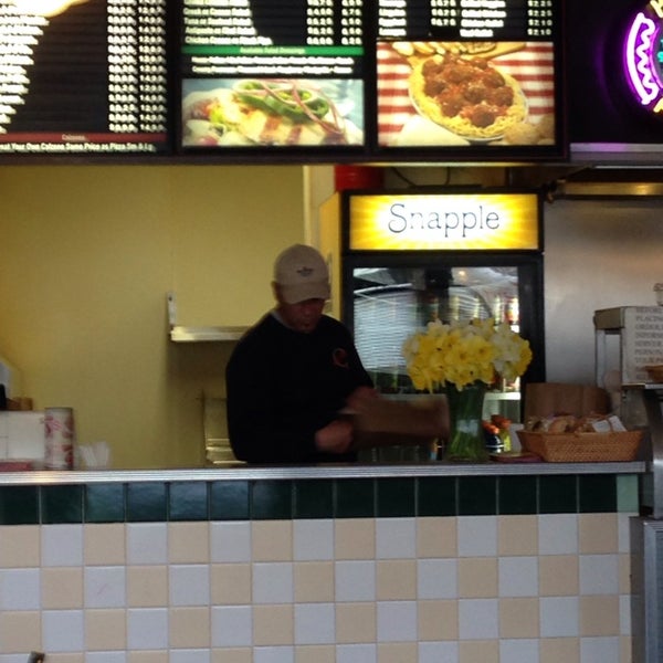 Metro Pizza - Pizzeria