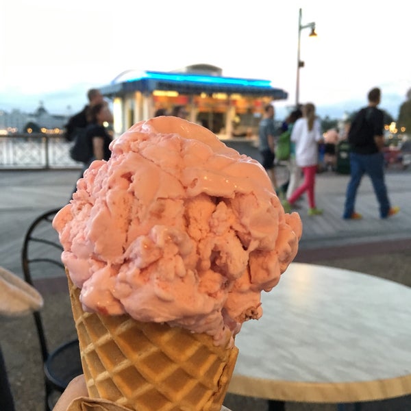 Seashore Sweets (Now Closed) - Disney's BoardWalk