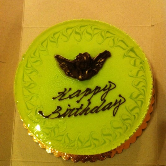 Moos Cakes - Bakery in Fremont