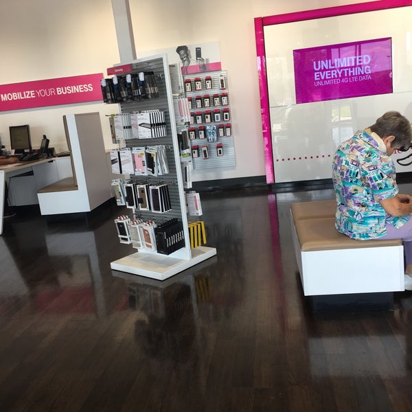 T-Mobile - Mobile Phone Store in Pinellas Park