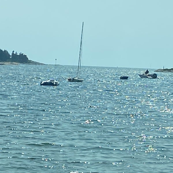 Hendricks Head Beach - Beach in Southport