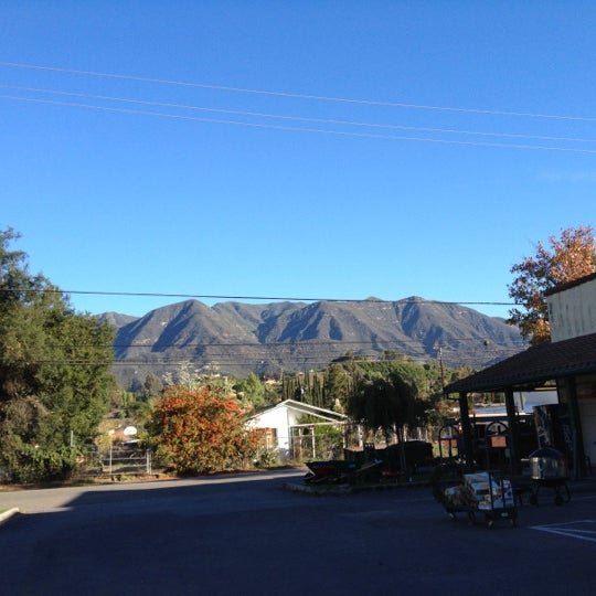 Meiners Oaks Hardware - Hardware Store in Ojai