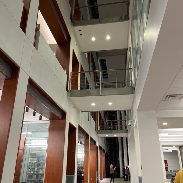 Eskind Biomedical Library (EBL) - 9 tips from 402 visitors