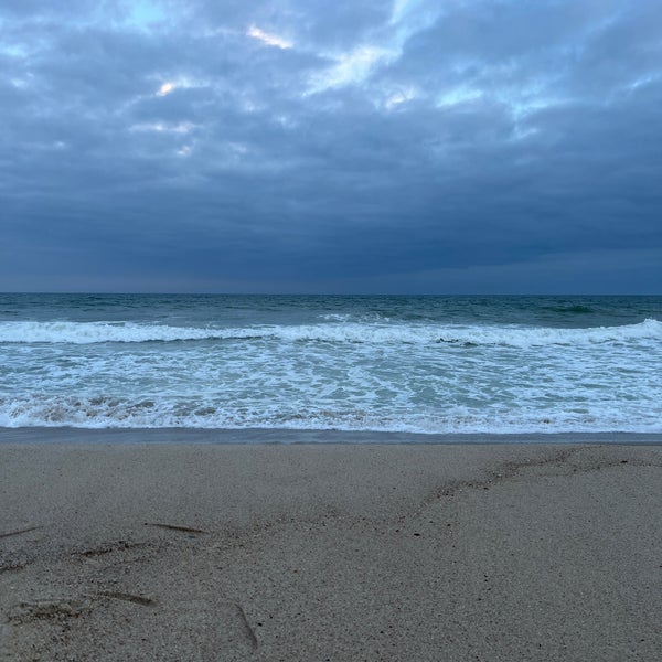 Miacomet Beach - Beach in Nantucket