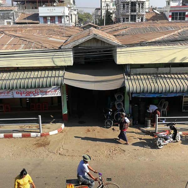 Pyinmana Central Market - 5 visitors