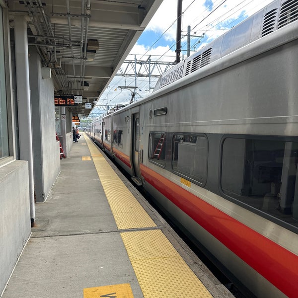 Photos at New Haven Union Station - Rail Station in New Haven
