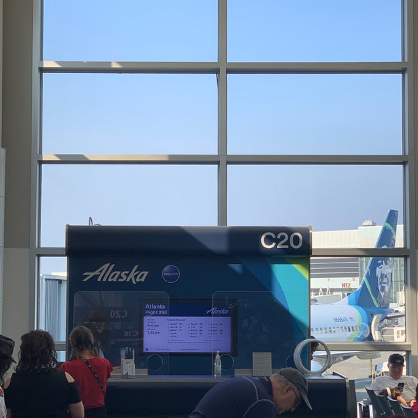 Gate C20 - 5 tips from 1672 visitors