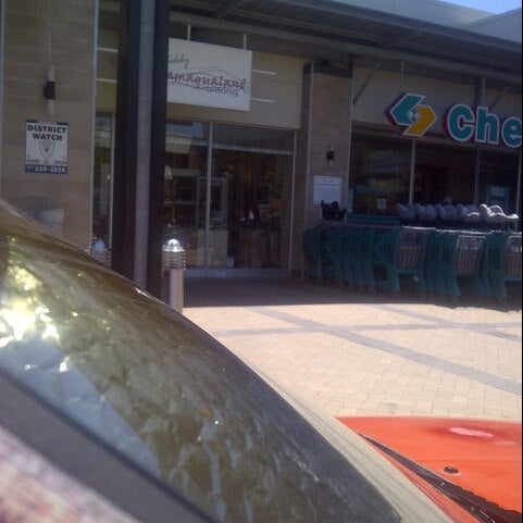 Burgundy Square - Shopping Mall