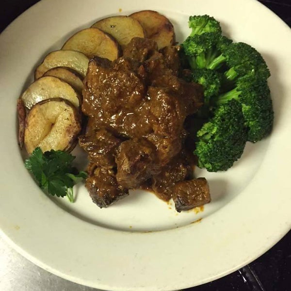 The Redline Roadhouse - Bar