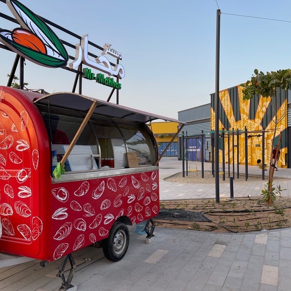 mr.mahar - Food Truck in Al Dhafra