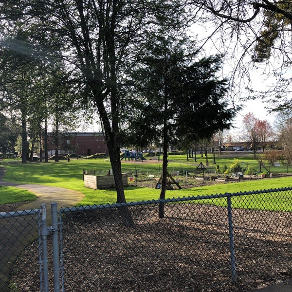 Eichler Park - Park in Beaverton