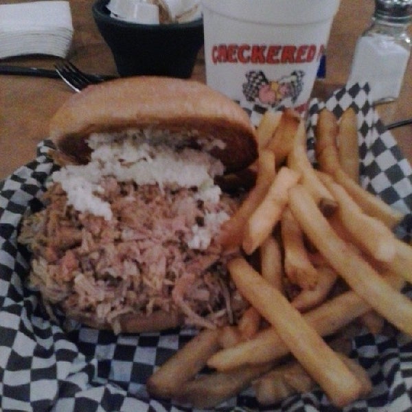 Checkered Pig BBQ - 155 Crown Dr