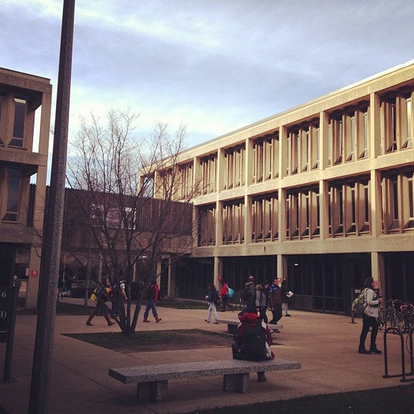 UIC - Addams Hall - University Village - Little Italy - 1 tip from 115 ...