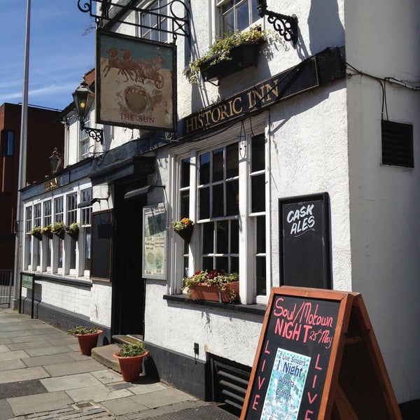 The Sun Inn - Pub in Reading