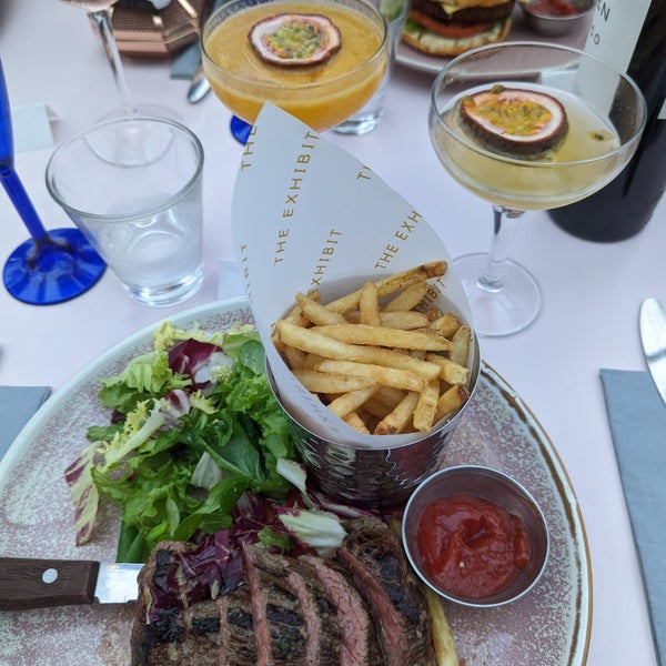 The Exhibit - Bar in Balham