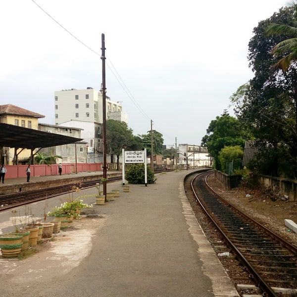 Moratuwa Railway Station - 5 tips