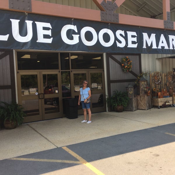 Blue Goose Fruit Market & Bakery - Hancock, MD