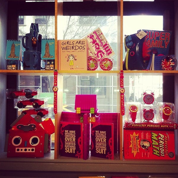 Pylones (Now Closed) - Upper East Side - New York, NY