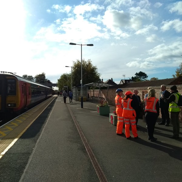 Attenborough Railway Station (ATB) - Attenborough Ln.