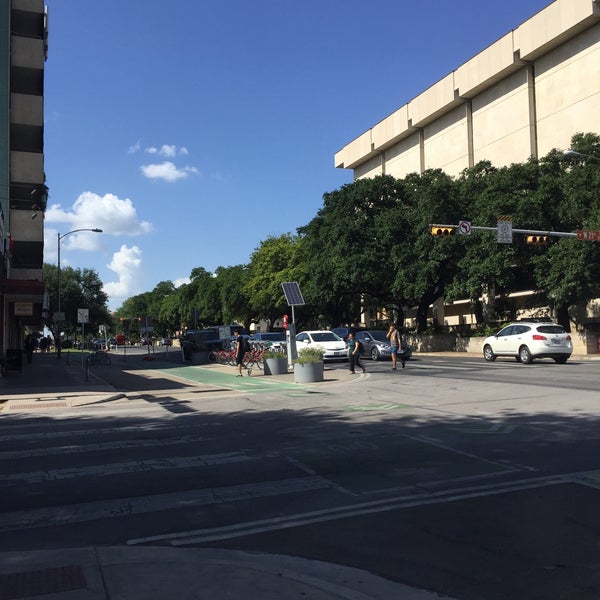 The Drag - University of Texas-Austin - Austin, TX