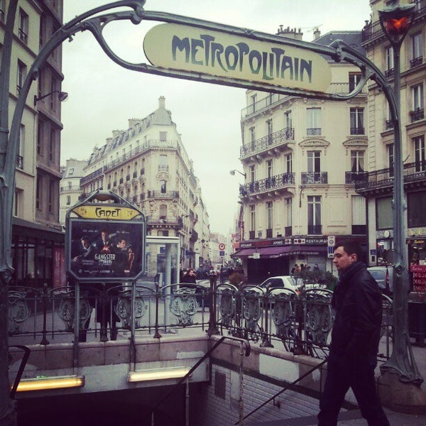 Métro Cadet [7] - Faubourg-Montmartre'de Metro İstasyonu
