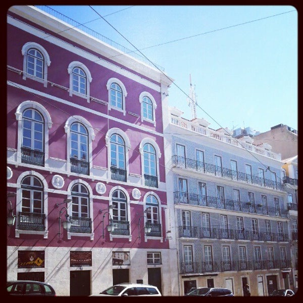 Teatro da Trindade - Theater in Lisbon