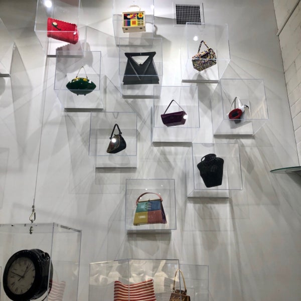 Esse Purse Museum - Little Rock, AR