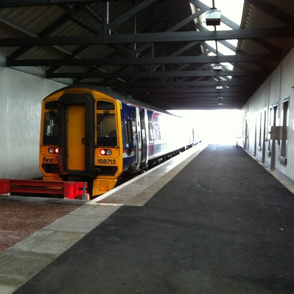 Wick Railway Station (WCK) - Station Rd