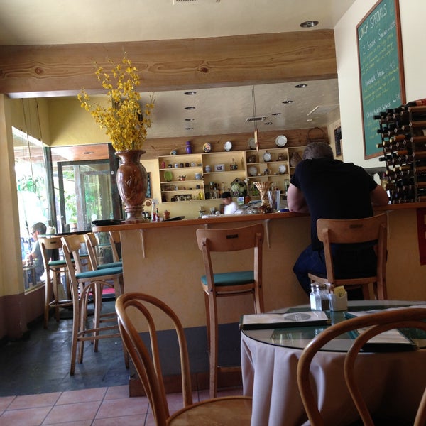 Zabie's Neighborhood Cafe - Café in Santa Monica