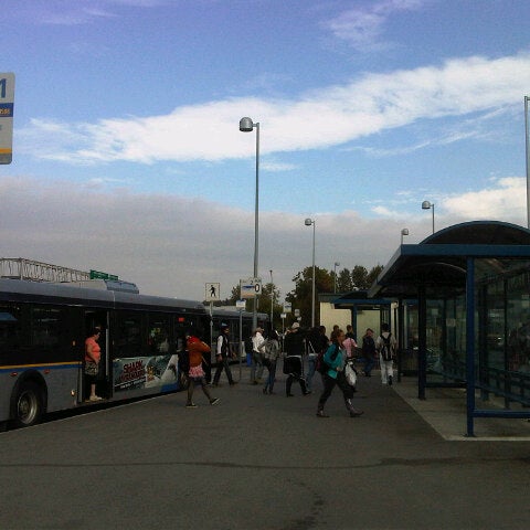 Scott Road Bus Loop - Whalley - Scott Rd Station