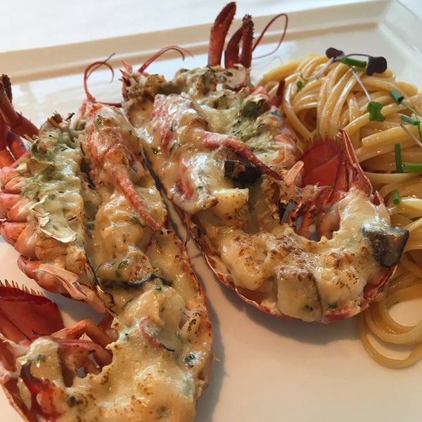 French Window - 27 tips from 843 visitors