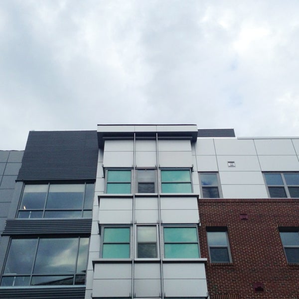 VCU West Grace North - College Residence Hall in Richmond