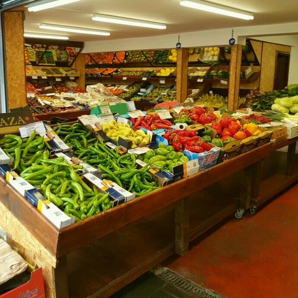 Tulip Food Centre - Grocery Store in Chatham