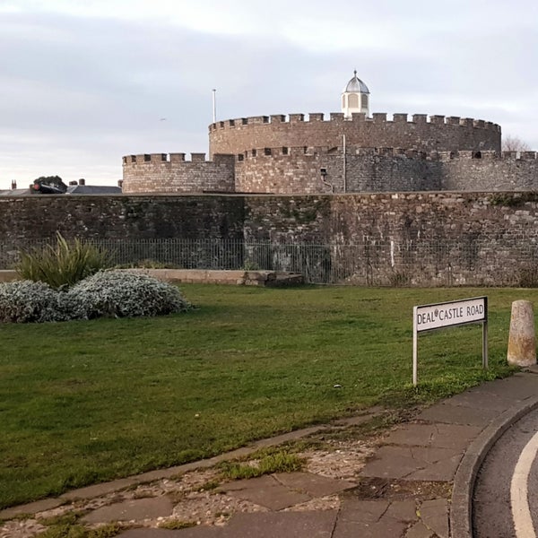 Deal Castle - Castle in Deal