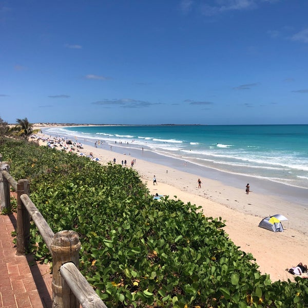 Cable Beach - Cable Beach Rd