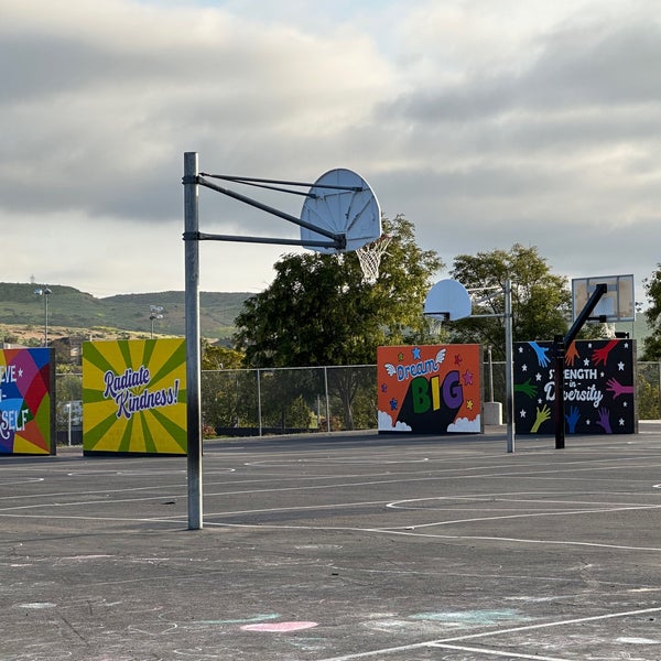 Stone Ranch Elementary - Elementary School