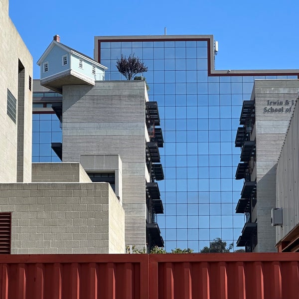 UCSD Price Center - 9500 Gilman Dr