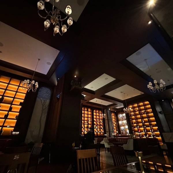 Les Deux Magots - Via Riyadh