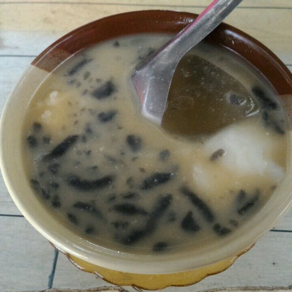 Es Dawet Hitam Ulam Sari - Indonesian Restaurant