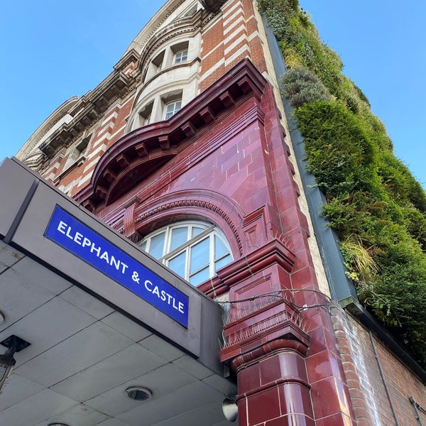 Elephant & Castle London Underground Station - Elephant and Castle - 18 ...