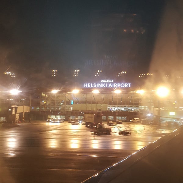Helsinki Airport (HEL) - International Airport in Lentokenttä
